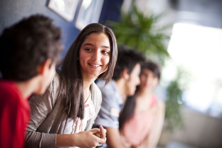EnglishScore Tutors for teens – online English tutoring for 13- to 17 ...